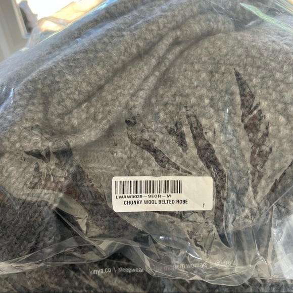 lunya | Intimates & Sleepwear | New Lunya Chunky Wool Belted Robe ...